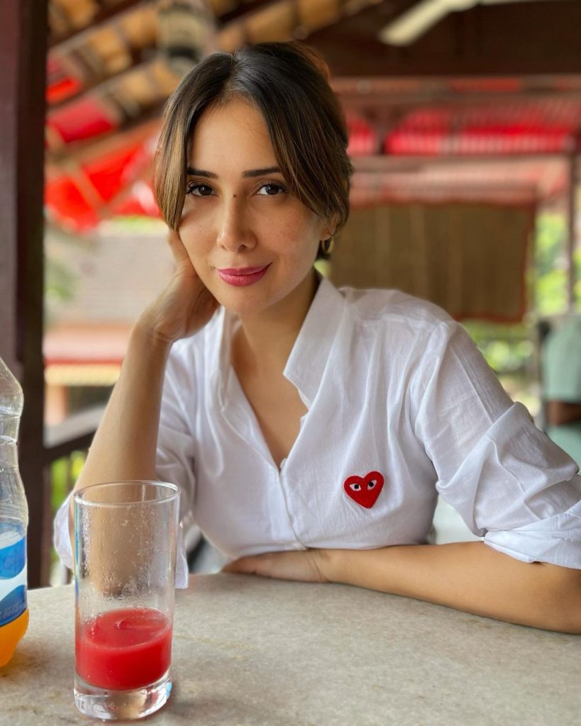 Kim Sharma - Biography, Height & Life Story | Super Stars Bio