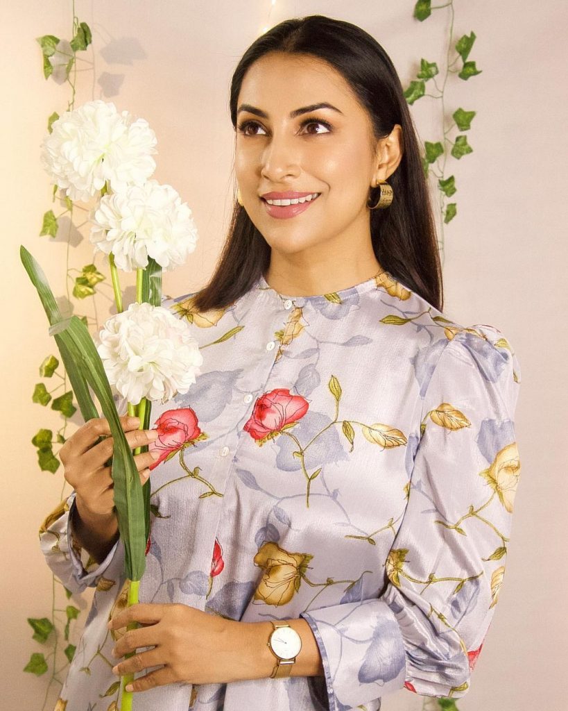 Kranti Redkar - Biography, Height & Life Story | Super Stars Bio