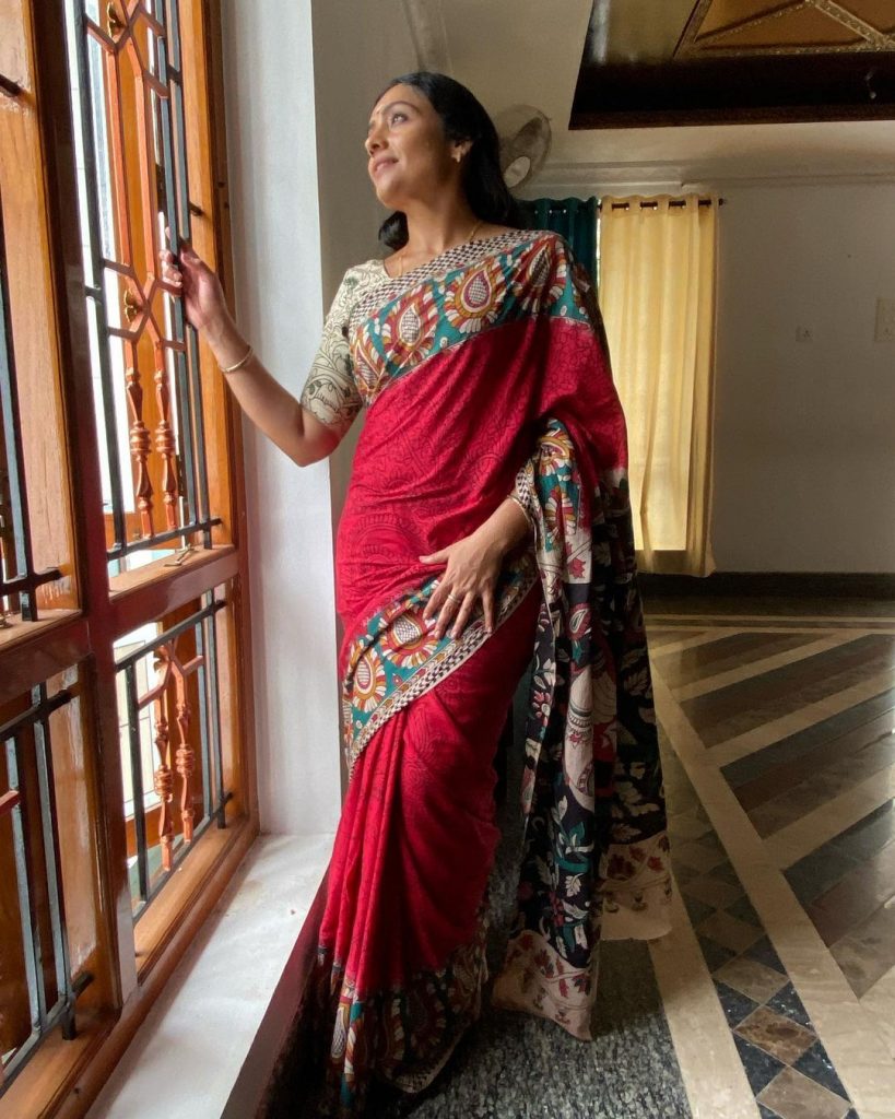 Meera Vasudevan - Biography, Height & Life Story | Super Stars Bio