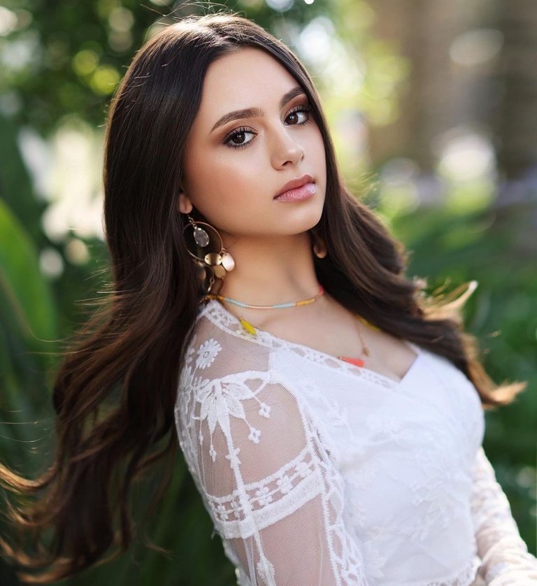 Jaime Adler - Biography, Height & Life Story | Super Stars Bio