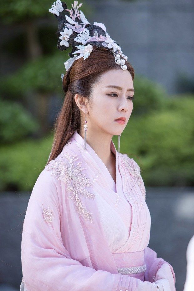 Amanda Chou - Biography, Height & Life Story | Super Stars Bio