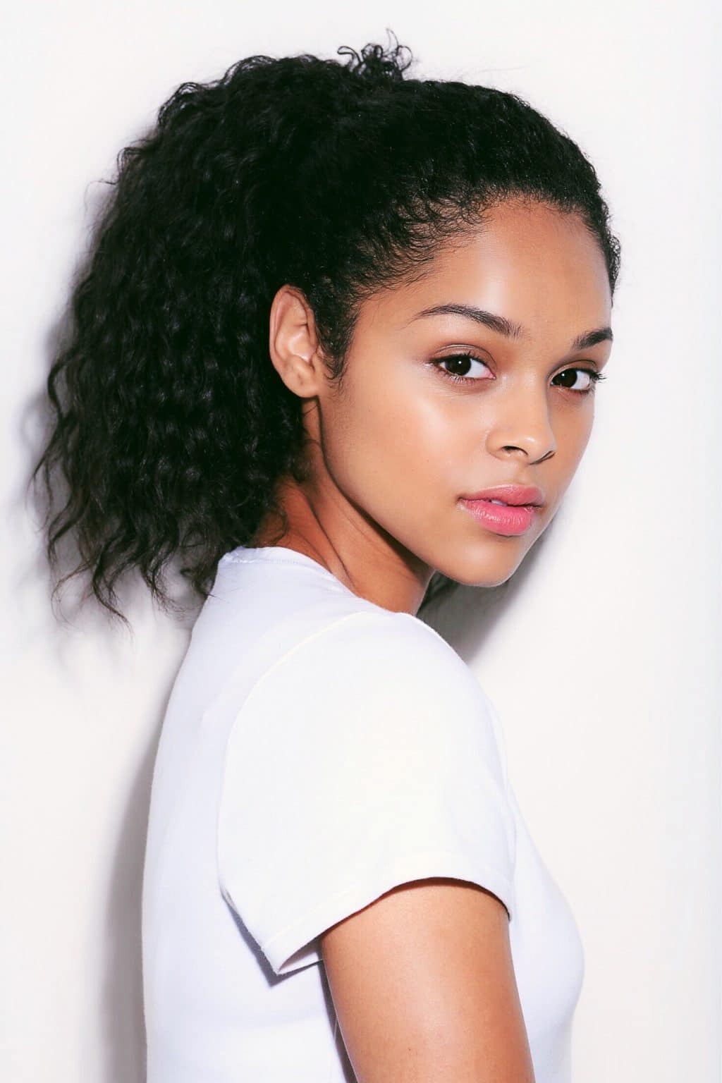 Ash Santos - Biography, Height & Life Story | Super Stars Bio