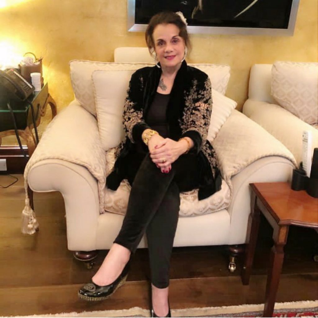 Mumtaz - Biography, Height & Life Story | Super Stars Bio
