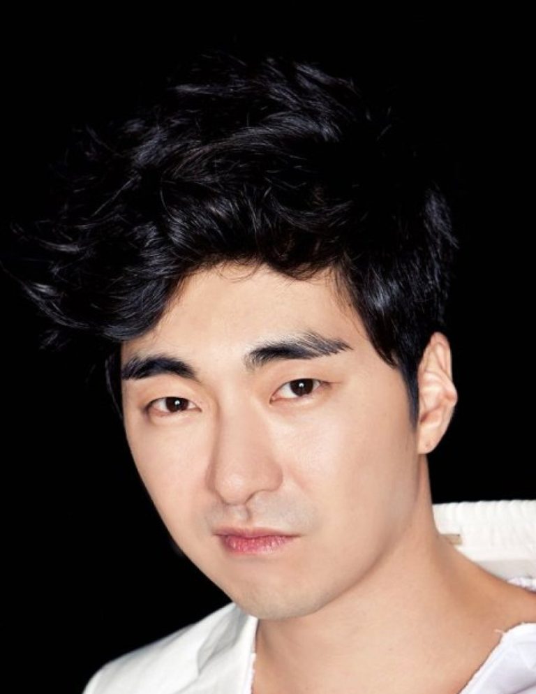 Park Jung Pyo - Biography, Height & Life Story | Super Stars Bio