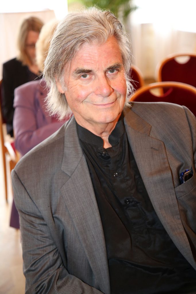 Peter Simonischek - Biography, Height & Life Story | Super Stars Bio