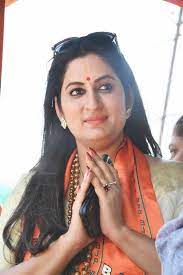 Roopa Iyer - Biography, Height & Life Story | Super Stars Bio