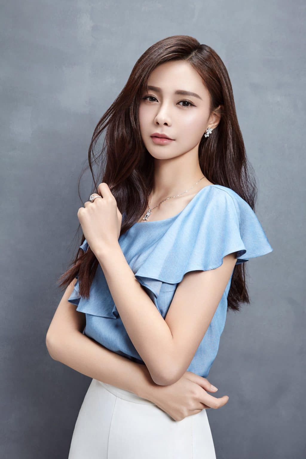 Shen Mengchen - Biography, Height & Life Story | Super Stars Bio