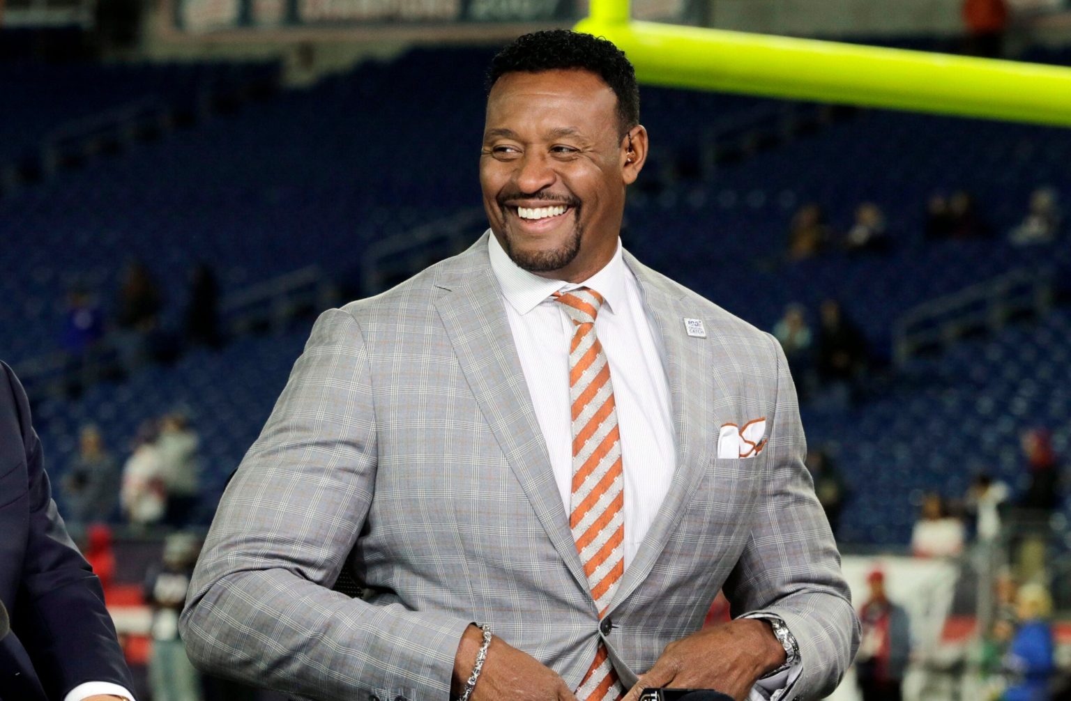 8 Things You Didn't Know About Willie McGinest - Super Stars Bio