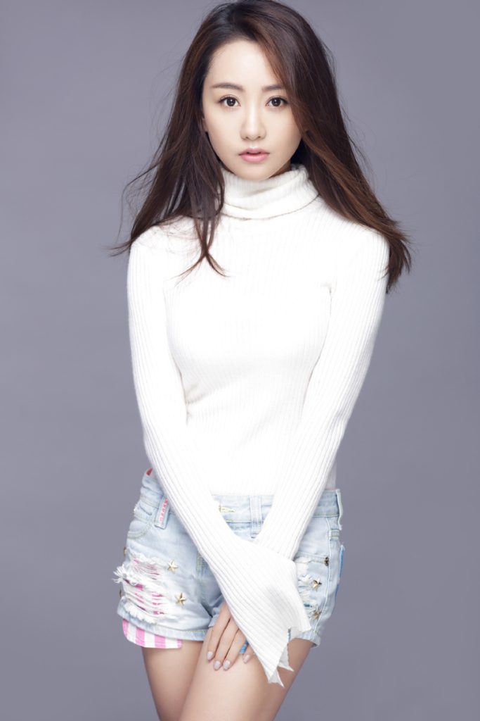 Yang Rong - Biography, Height & Life Story | Super Stars Bio