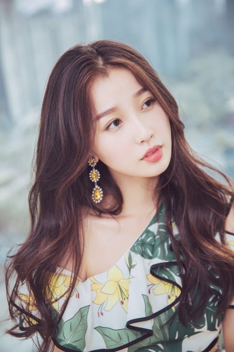 Yu Shuxin - Biography, Height & Life Story | Super Stars Bio