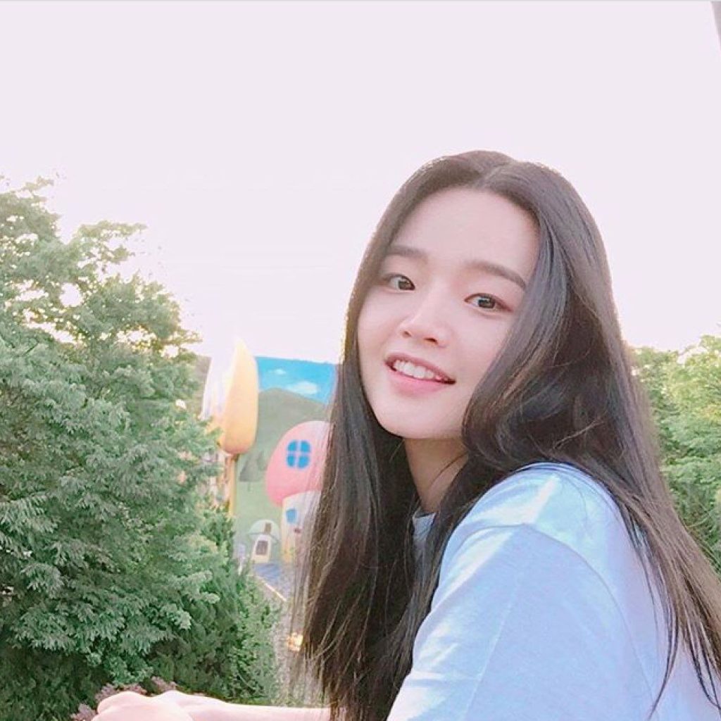 Z.Hera - Biography, Height & Life Story | Super Stars Bio