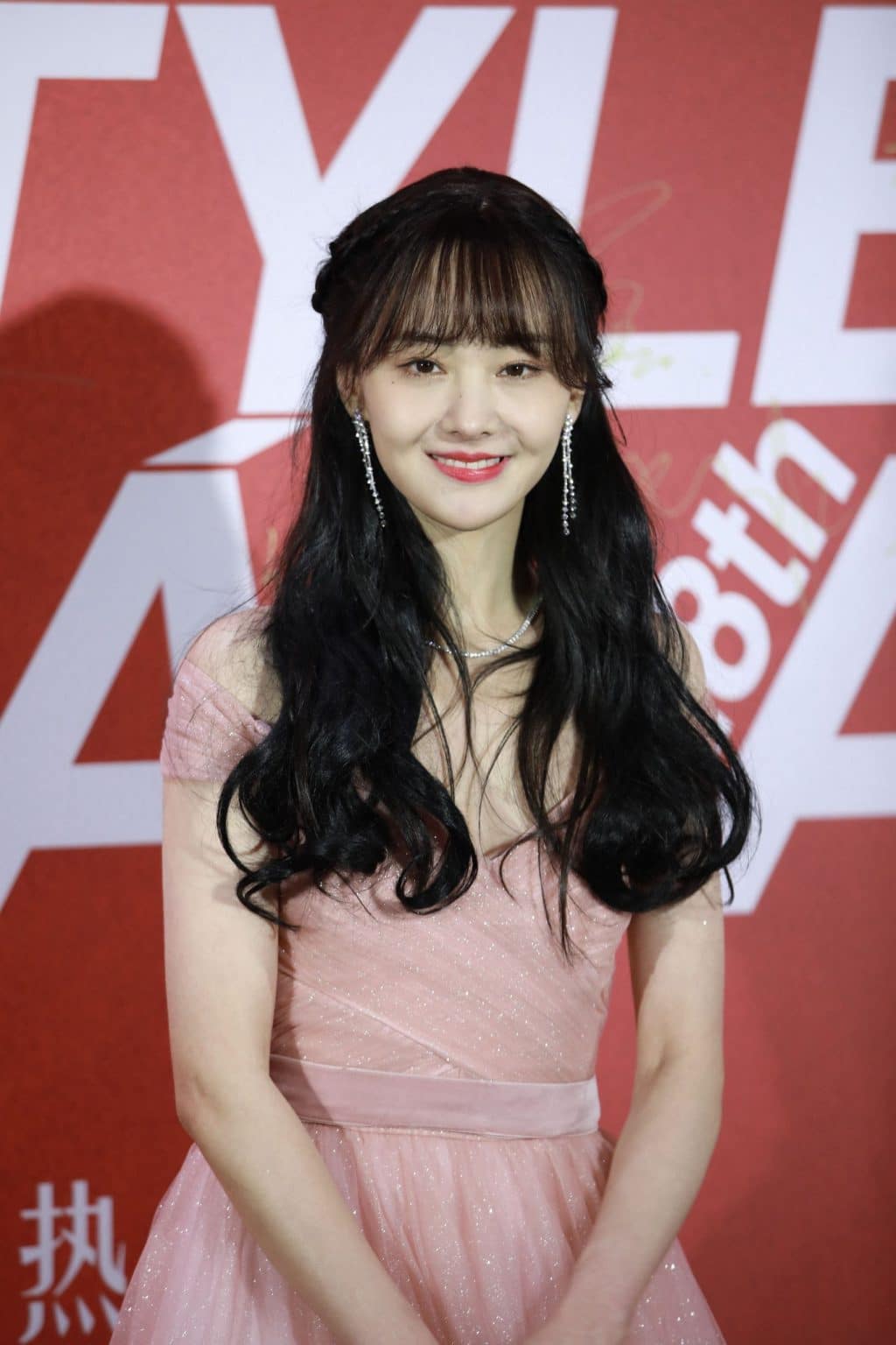 Zheng Shuang - Biography, Height & Life Story | Super Stars Bio