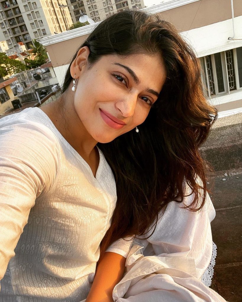 Vijayalakshmi Ahathian - Biography, Height & Life Story | Super Stars Bio