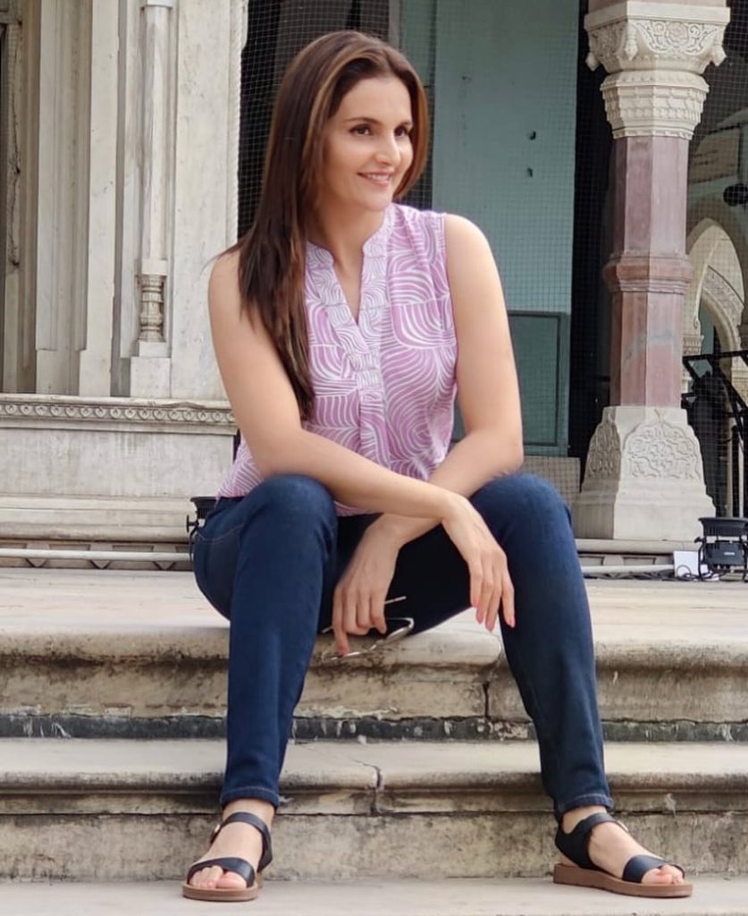 Monica Bedi - Biography, Height & Life Story | Super Stars Bio