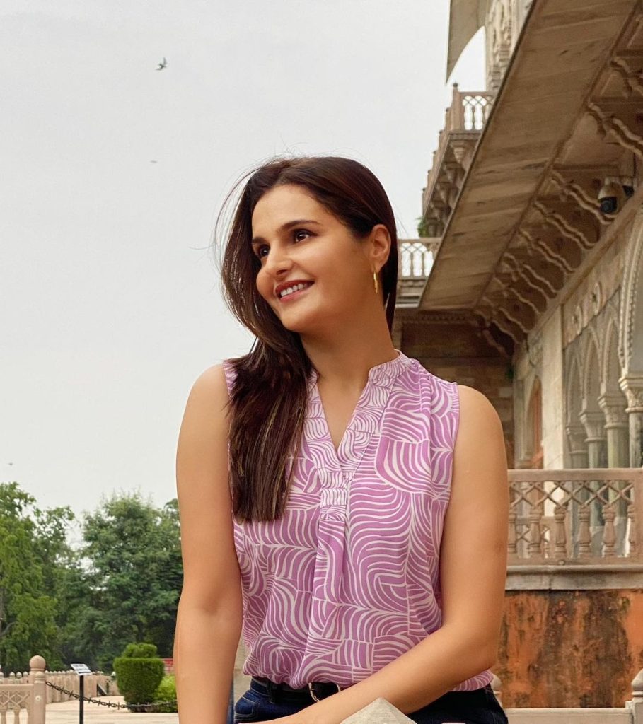 Monica Bedi - Biography, Height & Life Story | Super Stars Bio