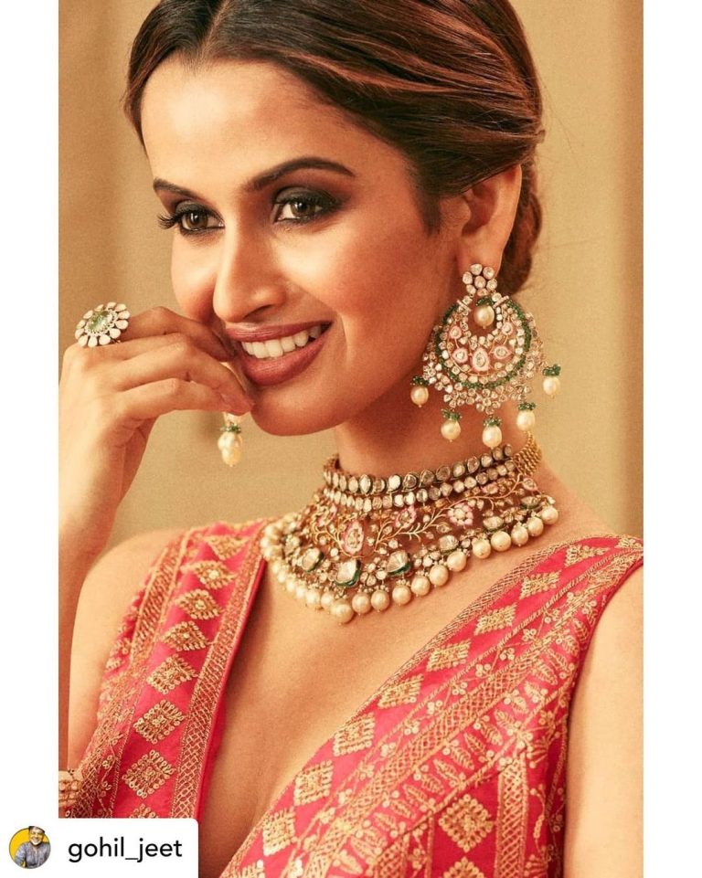 Neha Oberoi - Biography, Height & Life Story | Super Stars Bio