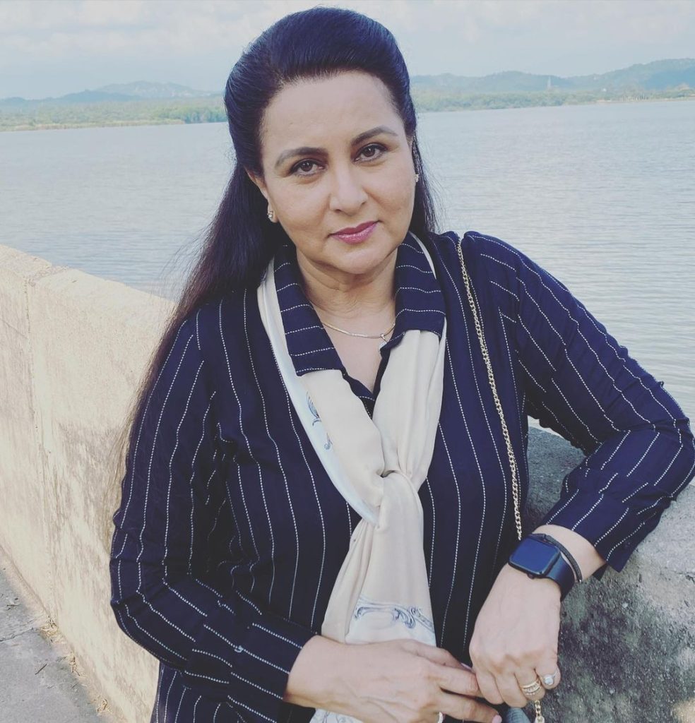 Poonam Dhillon - Biography, Height & Life Story | Super Stars Bio