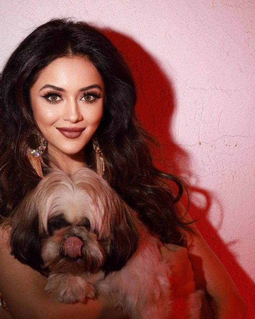 Ragini Nandwani - Biography, Height & Life Story | Super Stars Bio