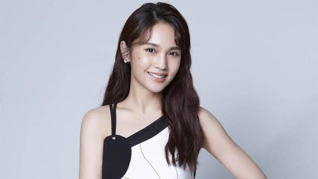 Rainie Yang - Biography, Height & Life Story | Super Stars Bio