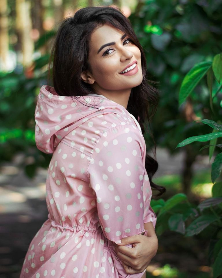 Sharmila Mandre - Biography, Height & Life Story | Super Stars Bio