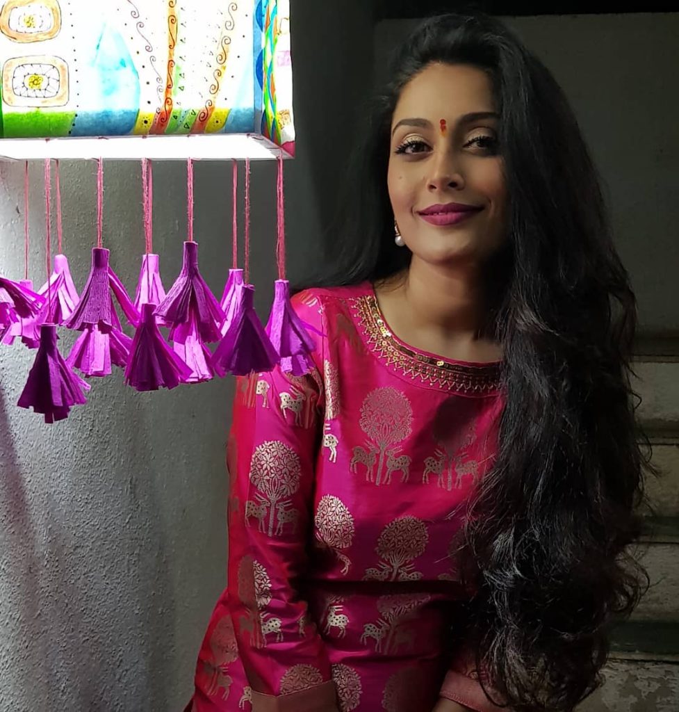 Snigdha Akolkar - Biography, Height & Life Story | Super Stars Bio