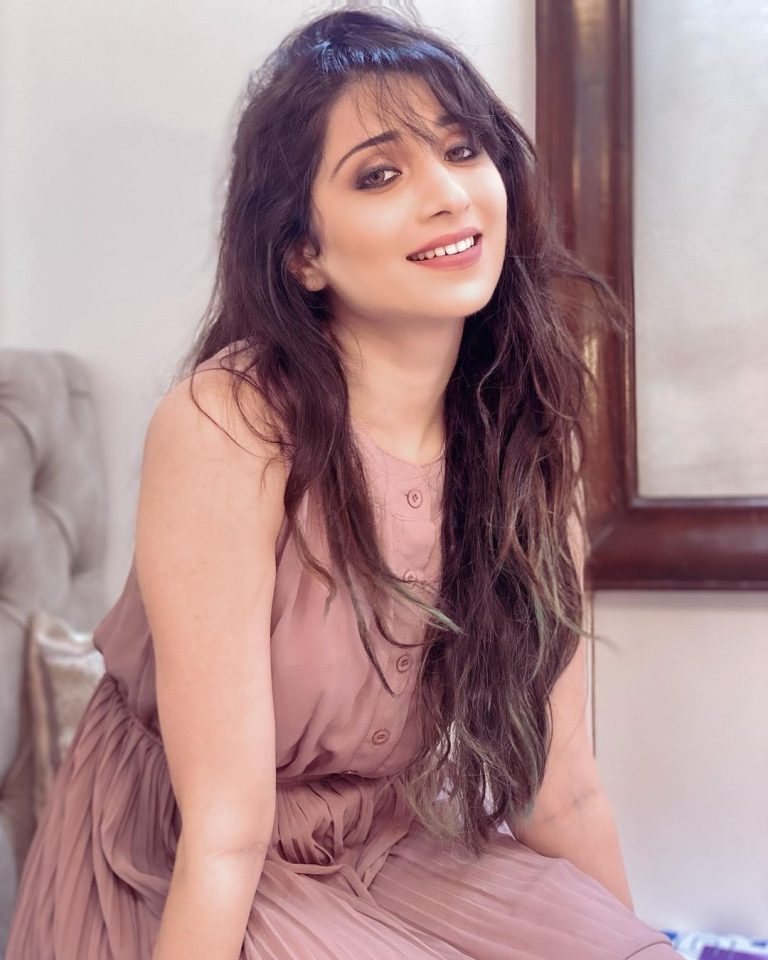 Vrushika Mehta - Biography, Height & Life Story | Super Stars Bio