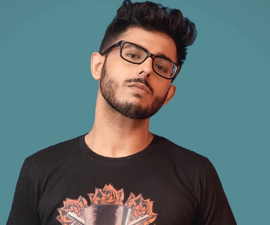 Who is CarryMinati crush? - Super Stars Bio