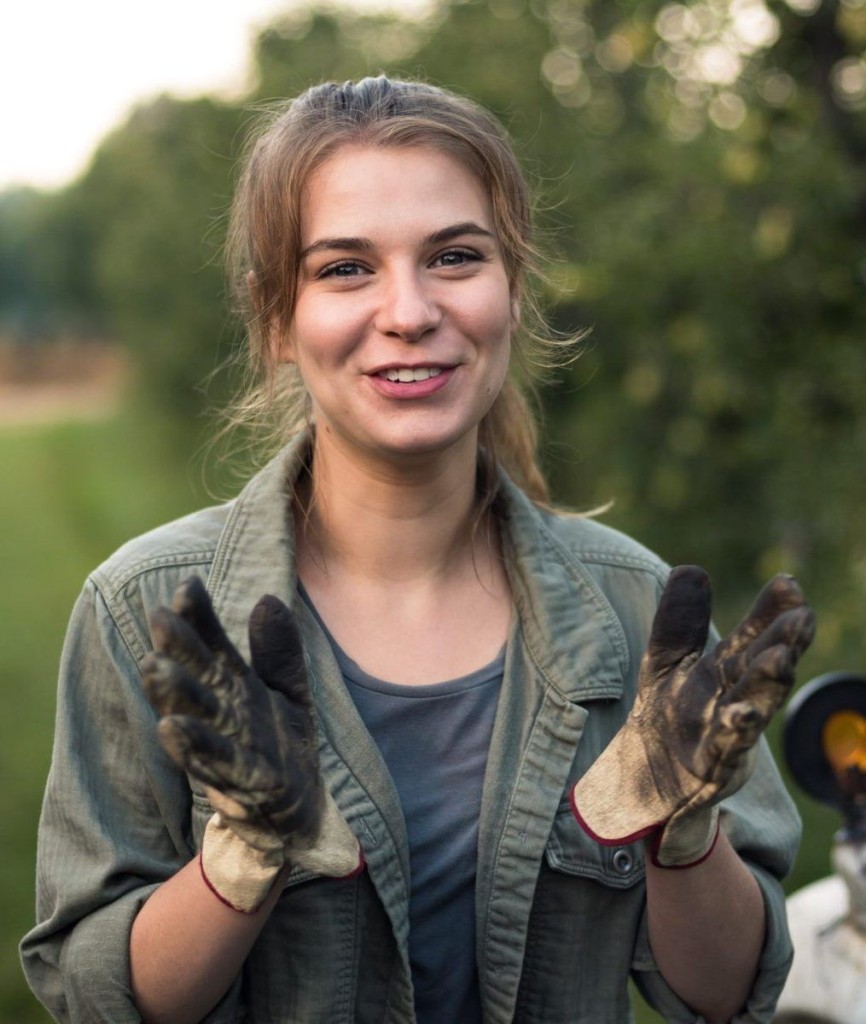 Alexa Yeames - Biography, Height & Life Story | Super Stars Bio