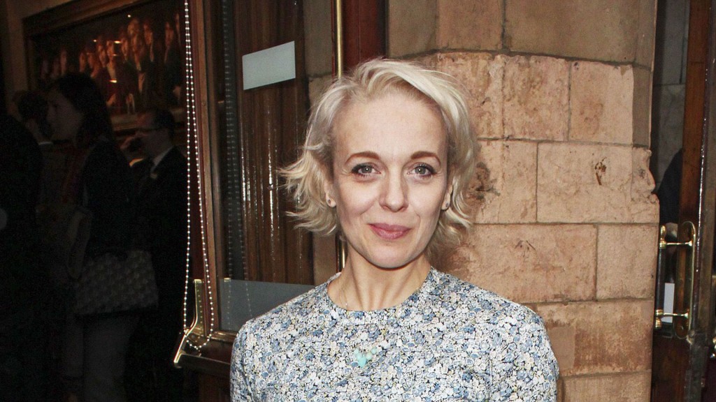 Amanda Abbington - Biography, Height & Life Story | Super Stars Bio
