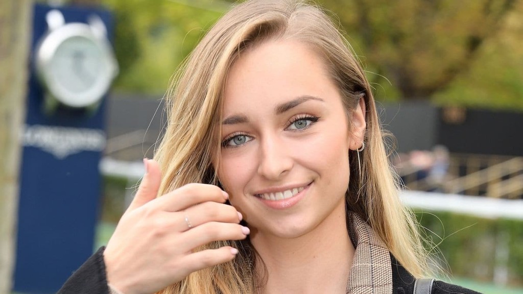 Emma Hallyday - Biography, Height & Life Story | Super Stars Bio