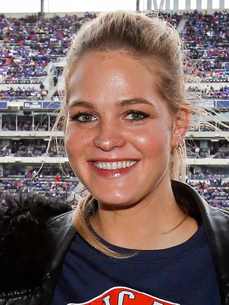 Erin Heatherton - Biography, Height & Life Story | Super Stars Bio