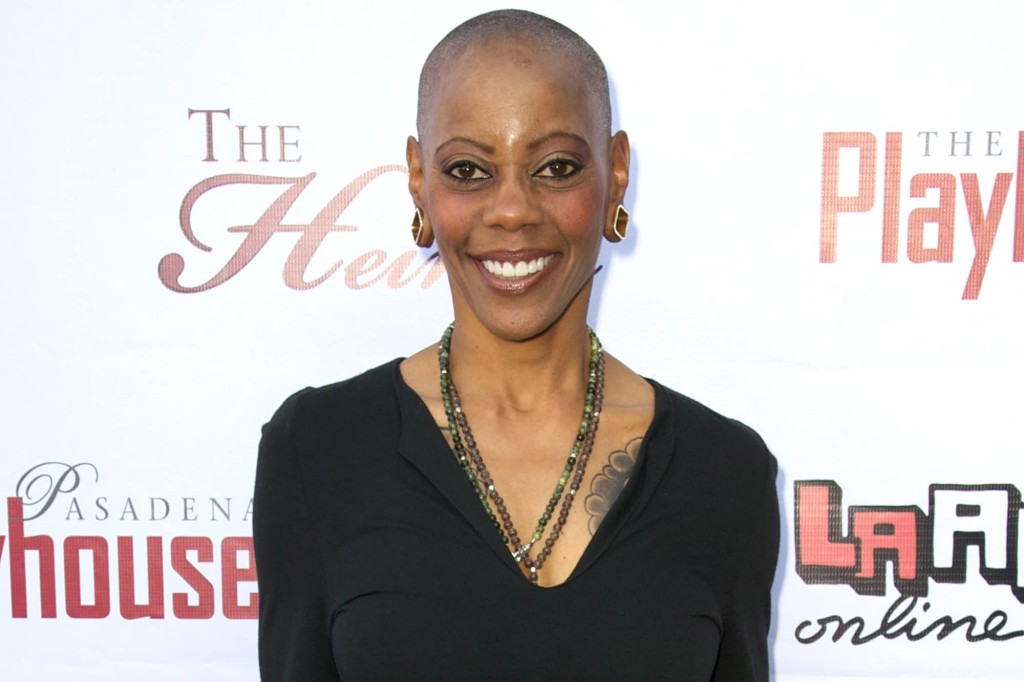 Debra Wilson - Biography, Height & Life Story | Super Stars Bio