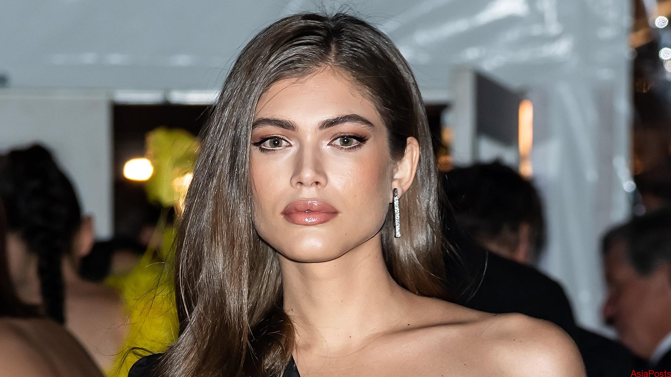 Valentina Sampaio Biography Height Life Story Super Stars Bio