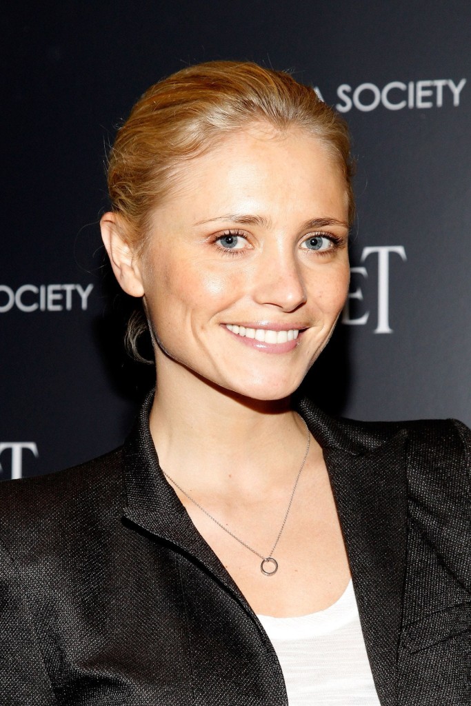 Yfke Sturm - Biography, Height & Life Story | Super Stars Bio