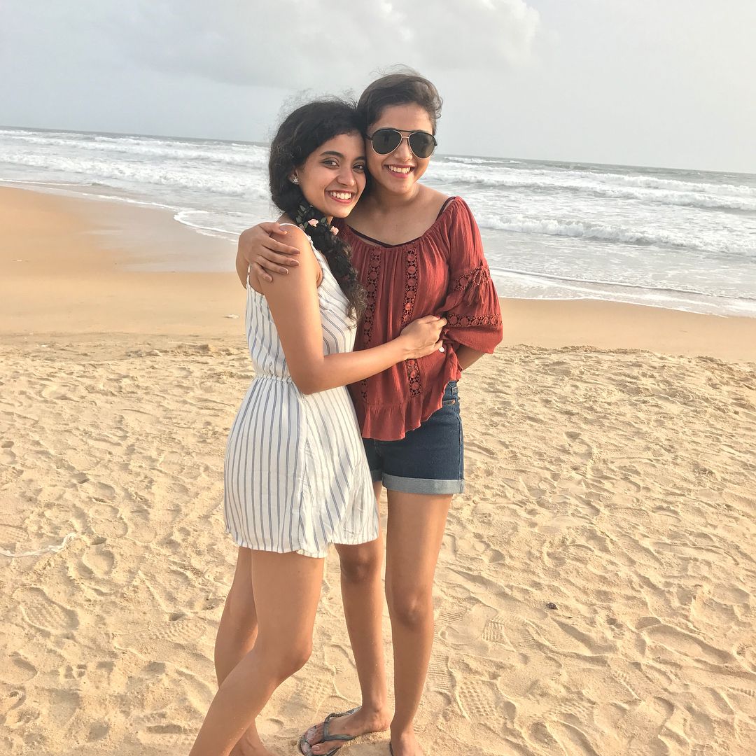 Does Anna Ben has twin sister? - Super Stars Bio