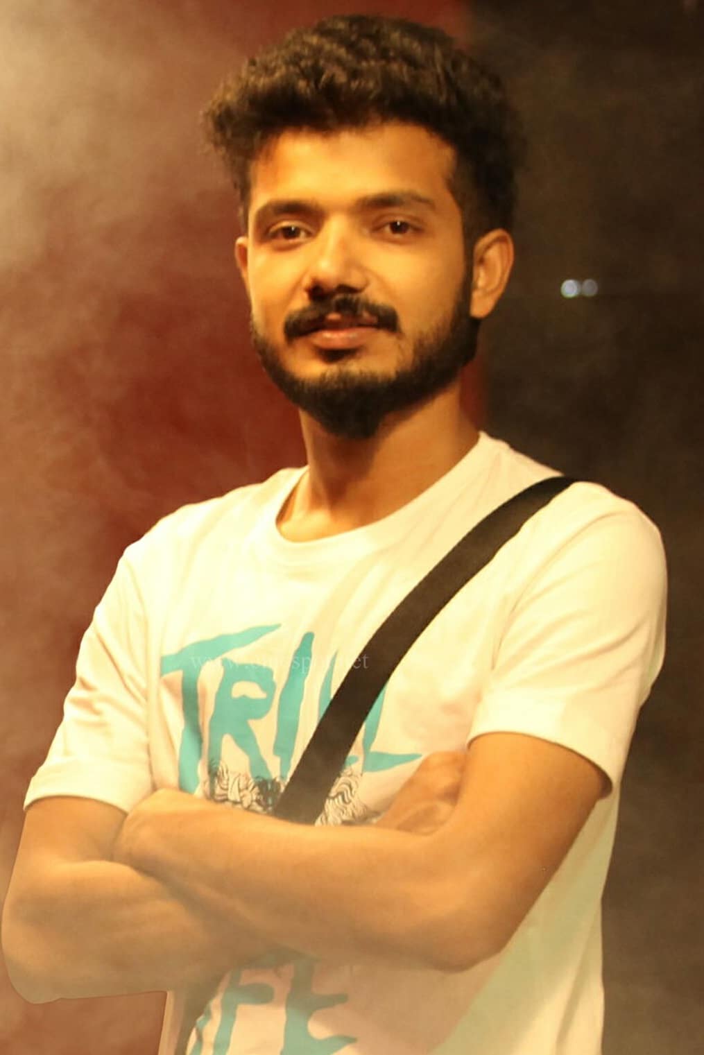 Who is Roy? - Super Stars Bio