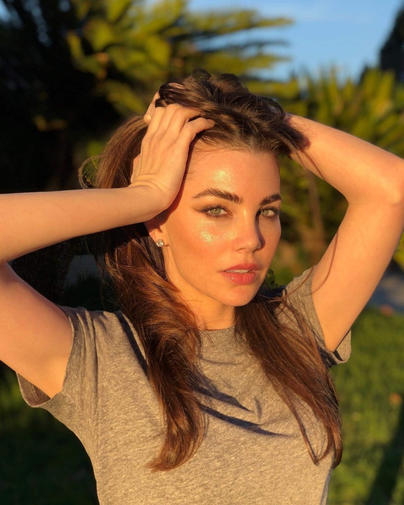 Jillian Murray - Biography, Height & Life Story | Super Stars Bio