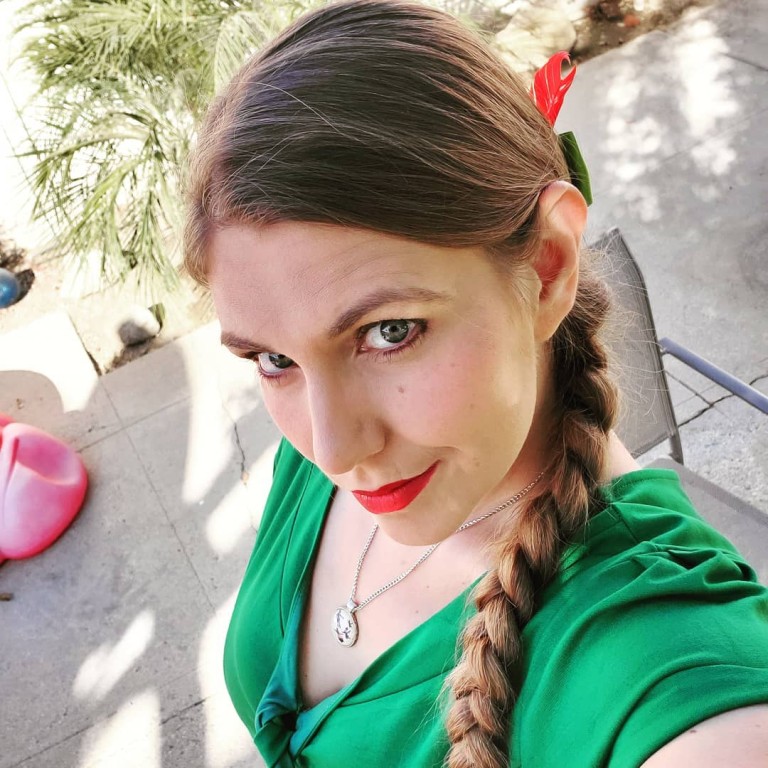 Laura Post - Biography, Height & Life Story | Super Stars Bio