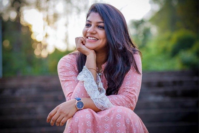 How old is Aparna balamurali? - Super Stars Bio