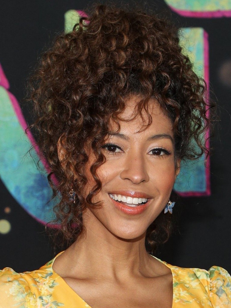 Adassa - Biography, Height & Life Story | Super Stars Bio