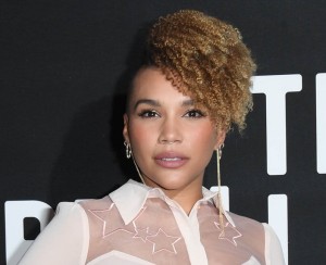 8 Things You Didn't Know About Emmy Raver - Super Stars Bio