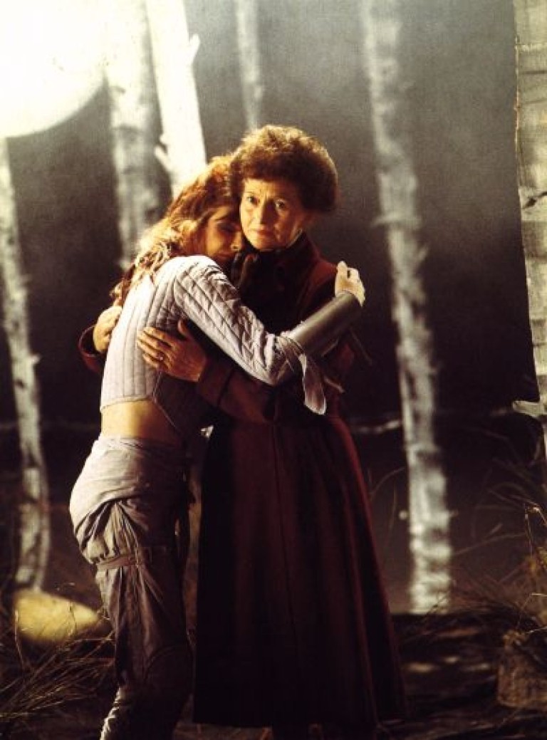 Kate Bush - Biography, Height & Life Story | Super Stars Bio