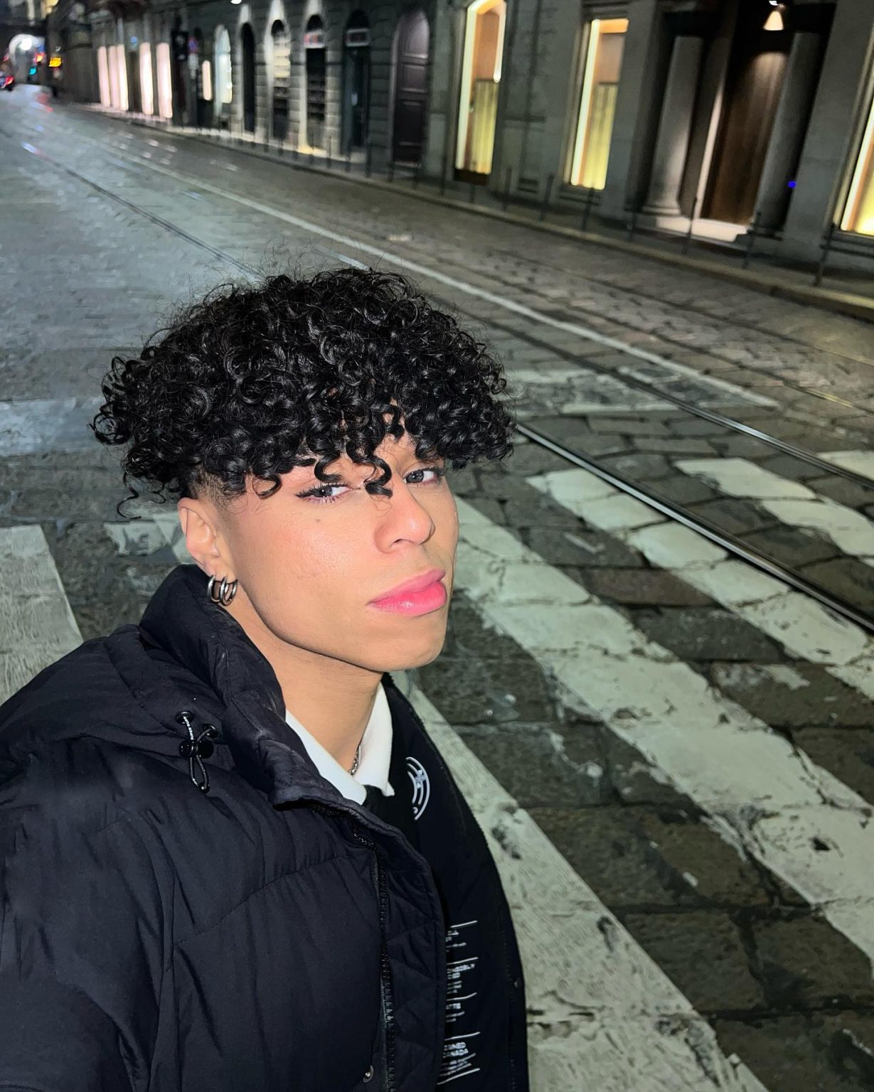 Larray - Biography, Height & Life Story | Super Stars Bio