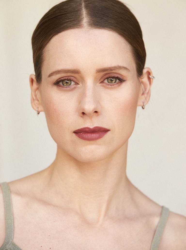 Manuela Vellés - Biography, Height & Life Story | Super Stars Bio