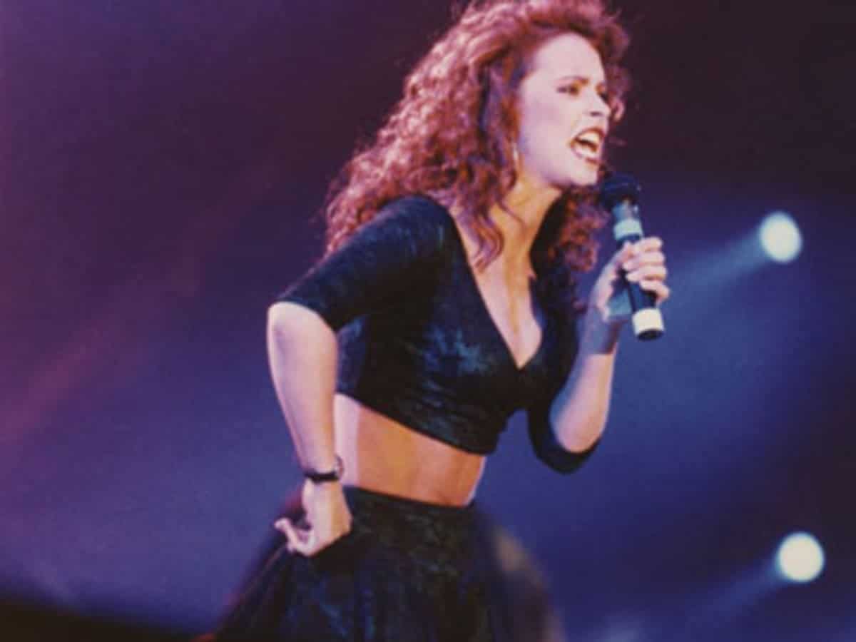 Sheena Easton - Biography, Height & Life Story | Super Stars Bio