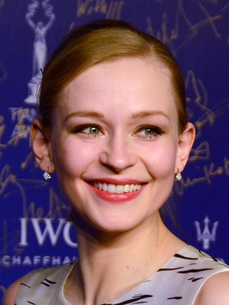 Yulia Peresild - Biography, Height & Life Story | Super Stars Bio