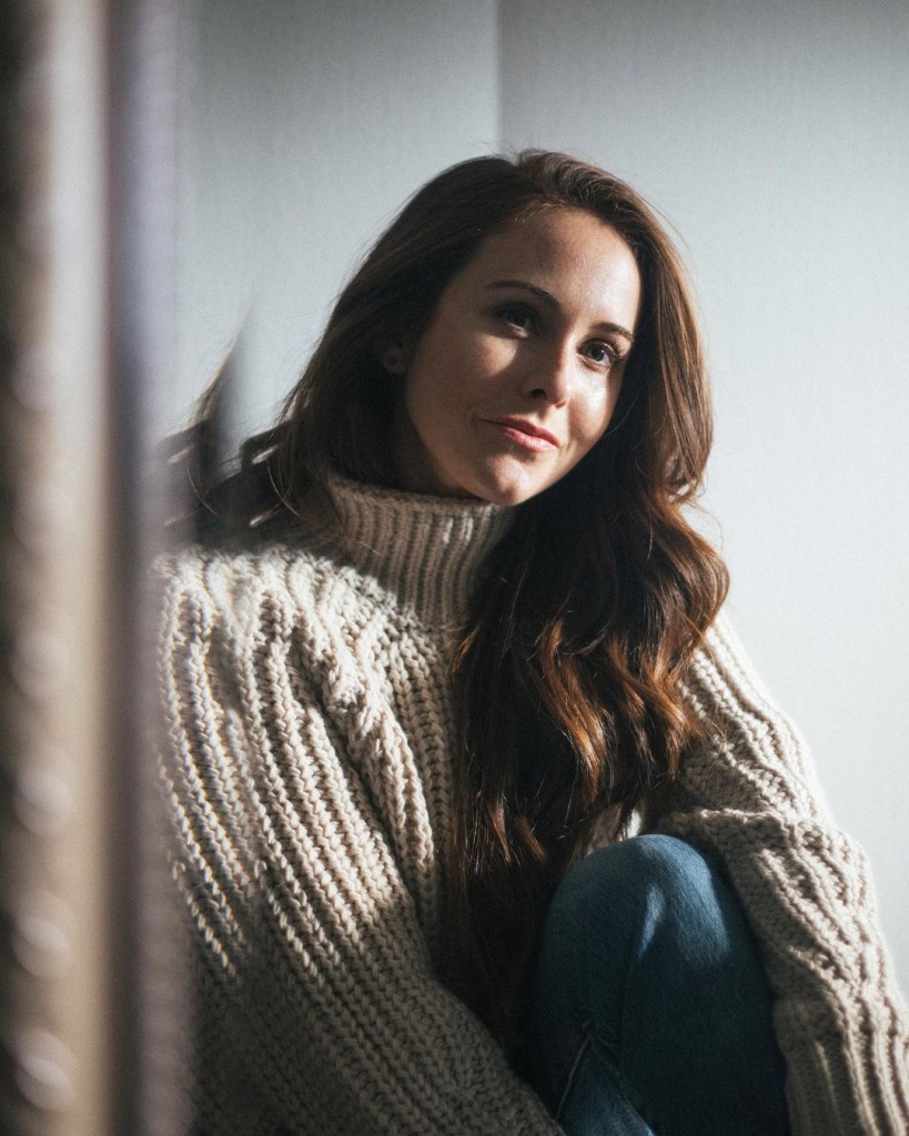 Emily Holmes - Biography, Height & Life Story | Super Stars Bio