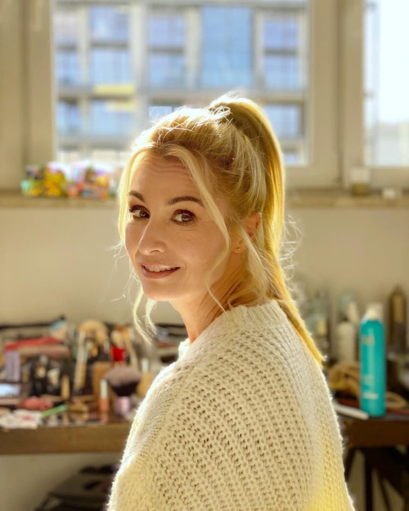 Joanna Brodzik - Biography, Height & Life Story | Super Stars Bio