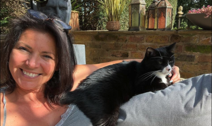 8 Things You Didn't Know About Anne Twist - Super Stars Bio