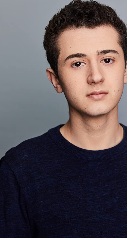 Weird: The Al Yankovic Story Movie Actors Cast, Director, Producer ...